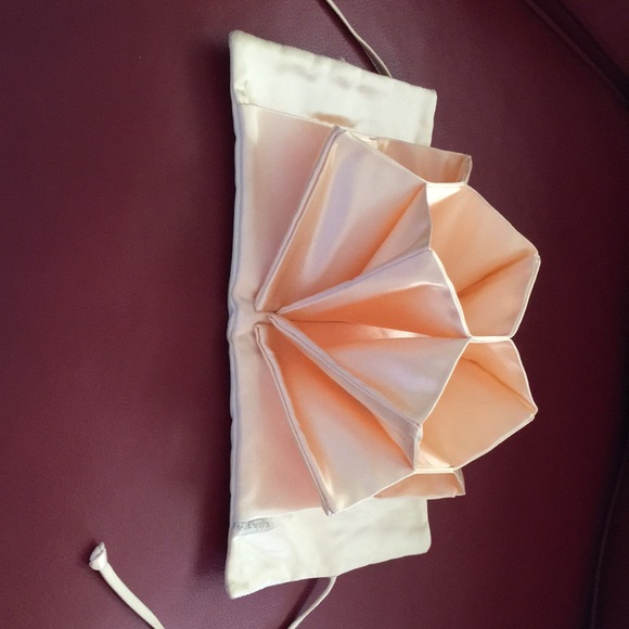 Chateal New York | Bags | Vintage Chateau Needlecraft Jewelry Travel ...